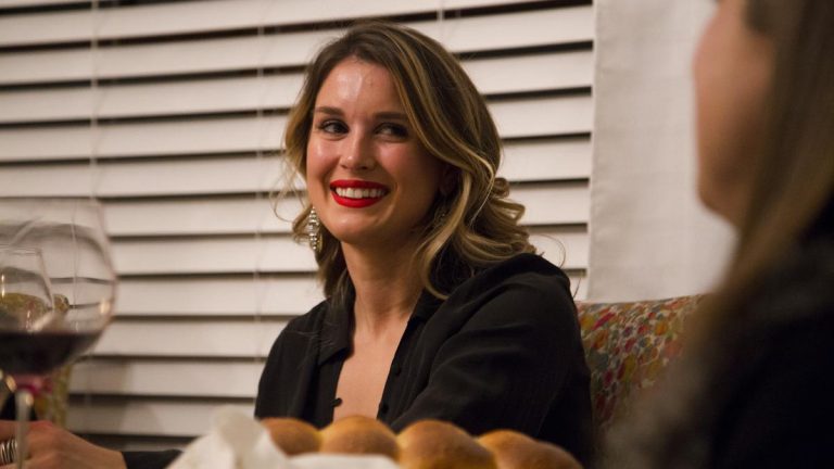 Michelle Smallmon Height: Explore Her Physical Stats - bioinkling.com